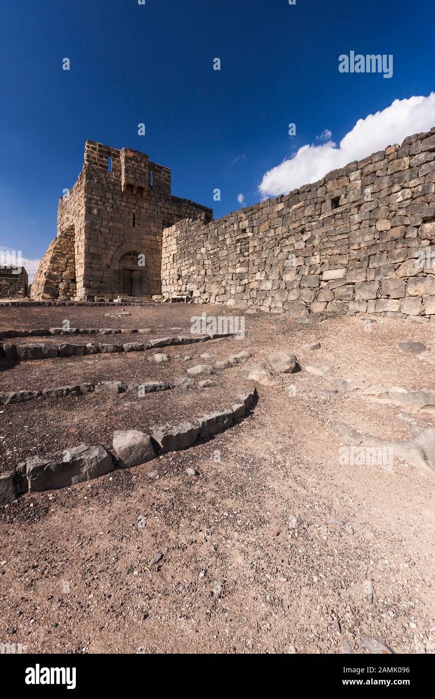 Qasr al-Azraq, Qusar Al Azraq, Blue Fortress, Desrt castle, Azraq ...
