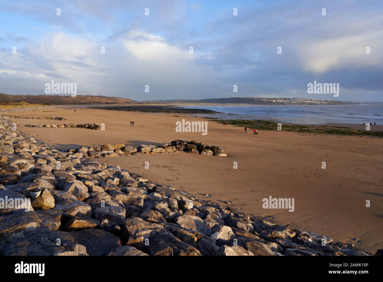 Ogmore beach hi-res stock photography and images - Alamy