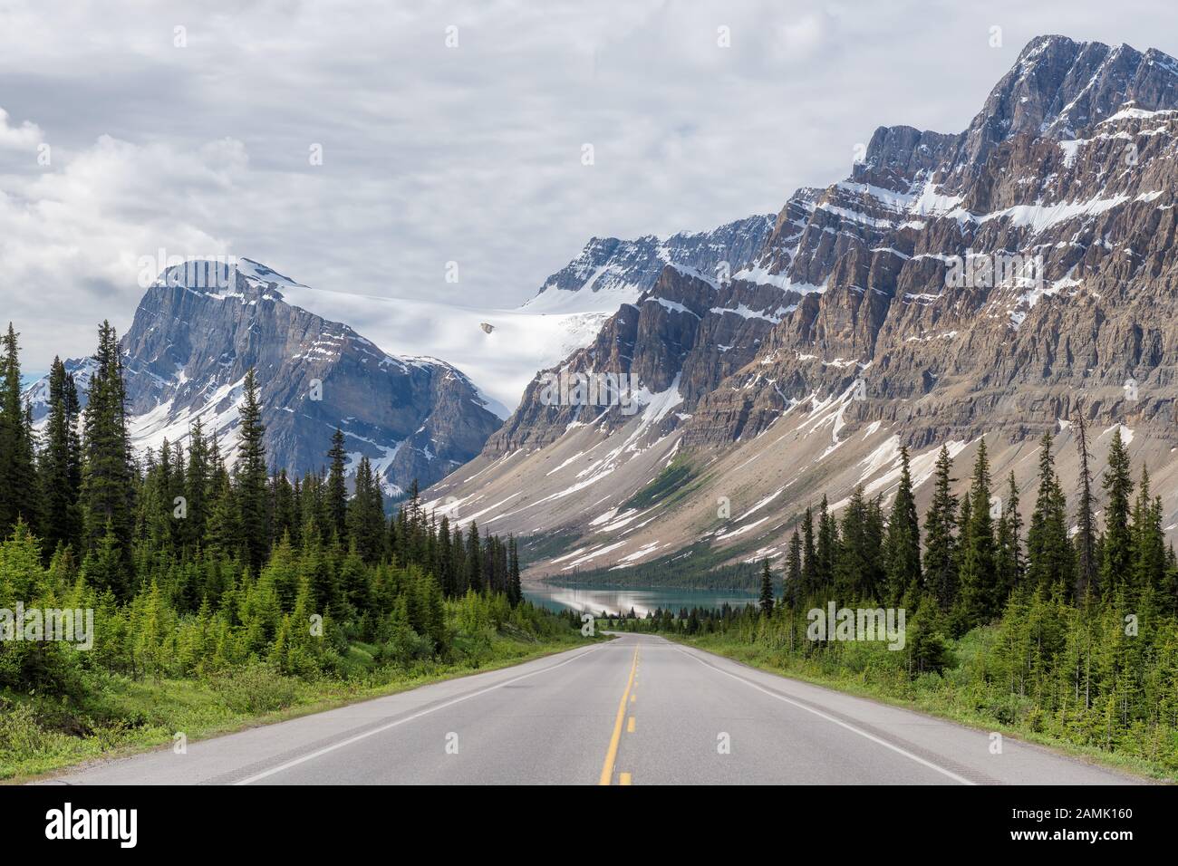 Alpine road forest mountains hi-res stock photography and images - Alamy