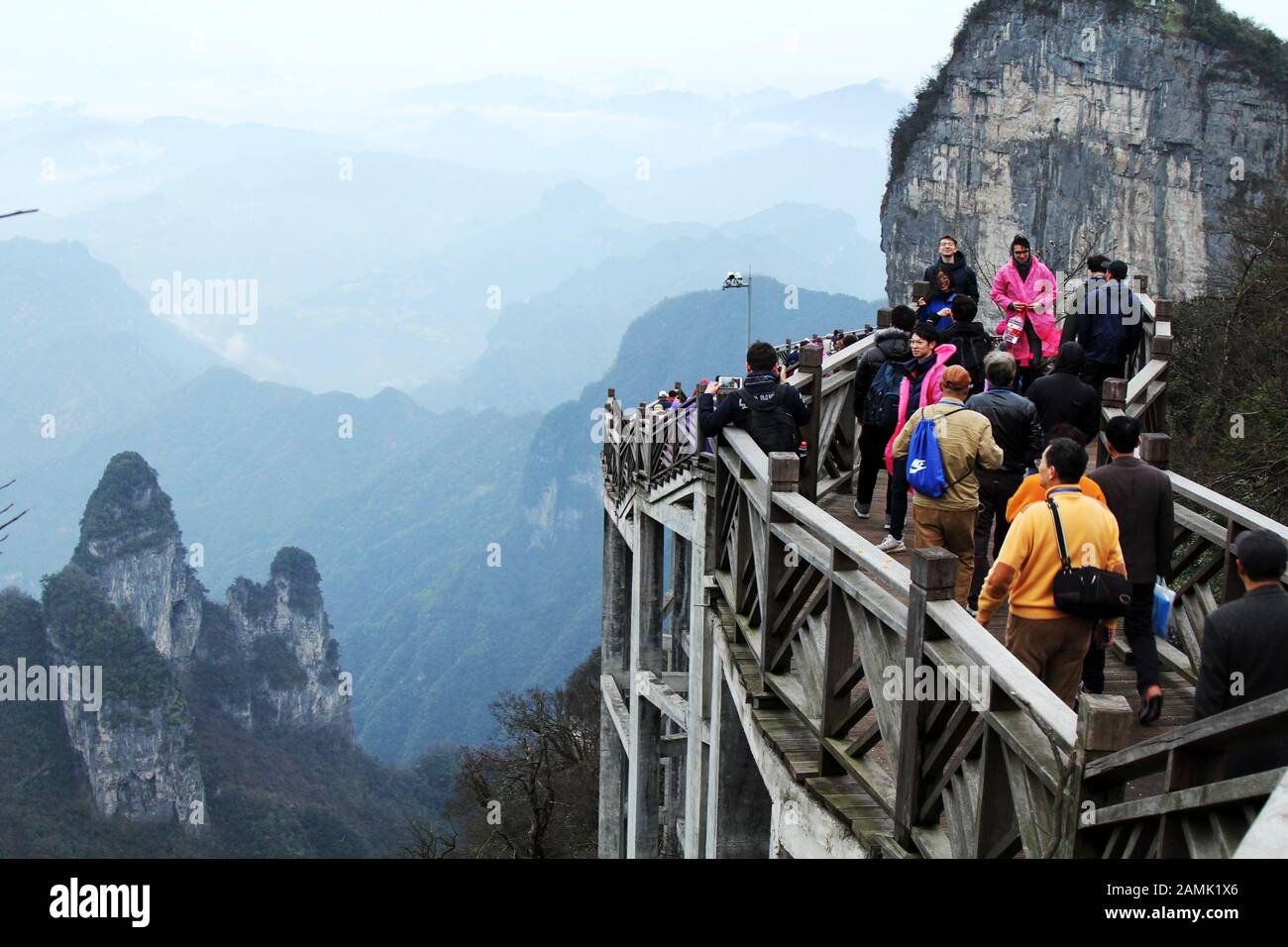 Hunan, Hunan, China. 14th Jan, 2020. Hunan, CHINA-Tianshan mountains ...