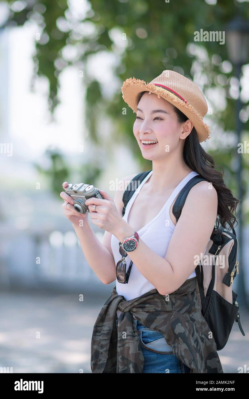 Japan vlog hi-res stock photography and images - Alamy