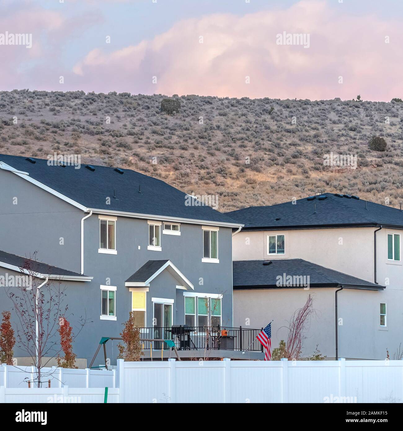 Square frame Row of modern urban homes in a housing complex Stock Photo ...