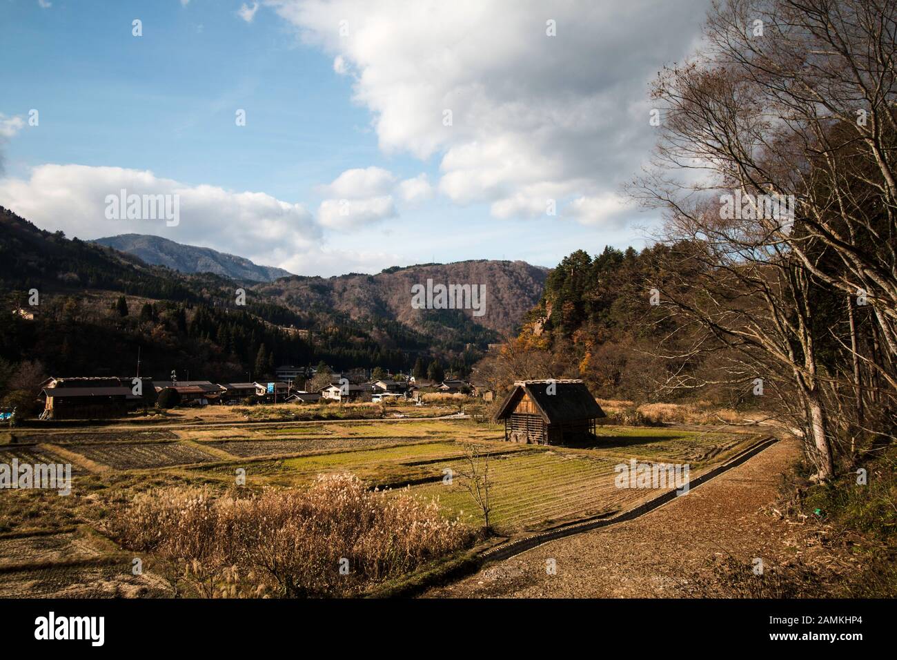 Japan sun rising temple hi-res stock photography and images - Alamy