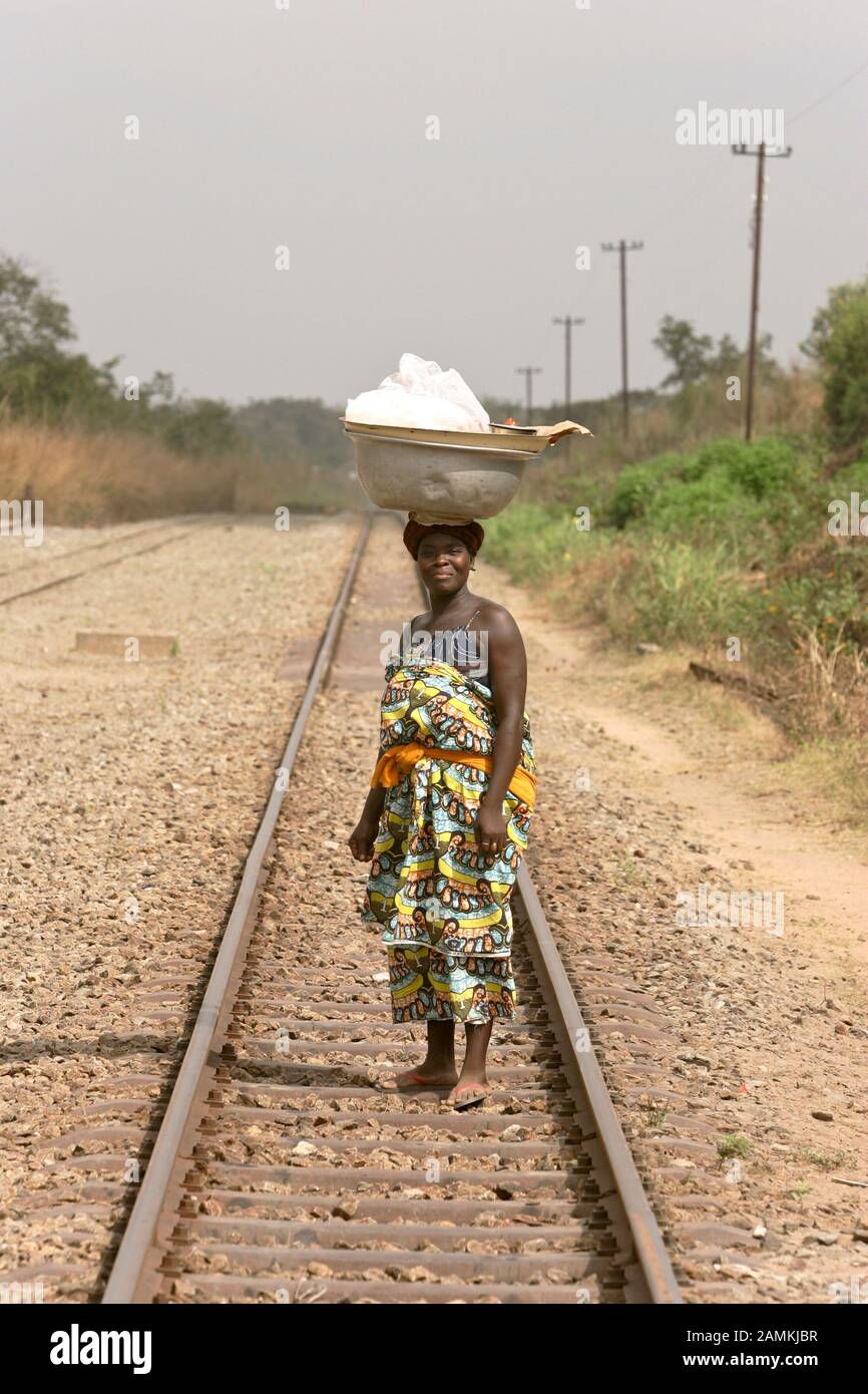 BENIN' S TRAIN JOURNEY BACK IN TIME Stock Photo - Alamy