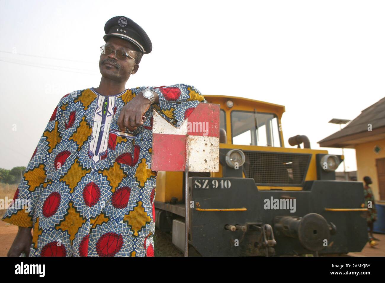 BENIN' S TRAIN JOURNEY BACK IN TIME Stock Photo - Alamy