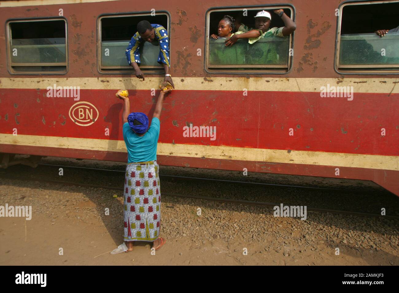 BENIN' S TRAIN JOURNEY BACK IN TIME Stock Photo - Alamy