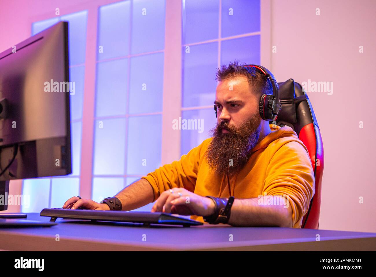 Gamer rig hi-res stock photography and images - Alamy
