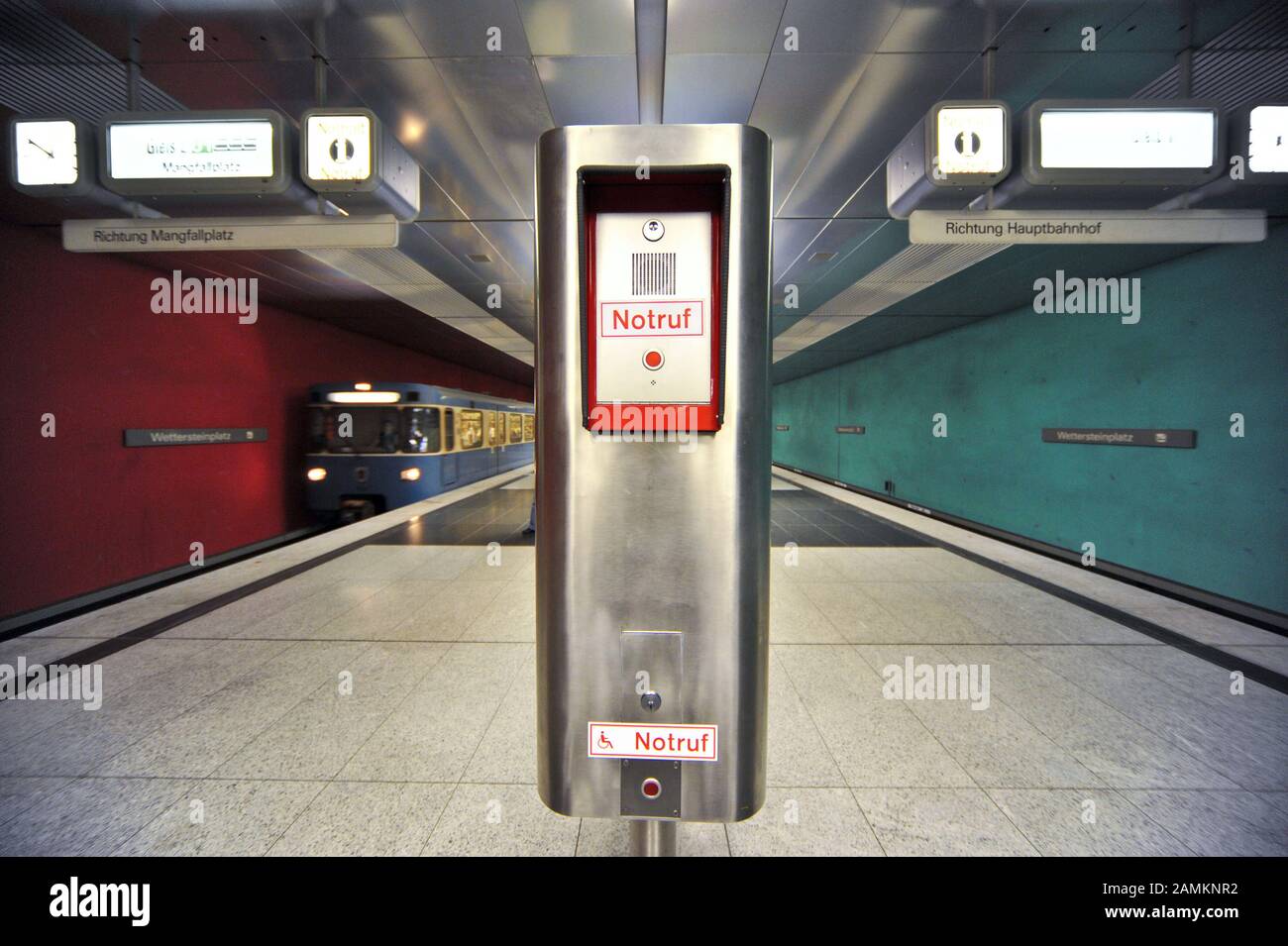 Train Emergency Stop High Resolution Stock Photography and Images - Alamy