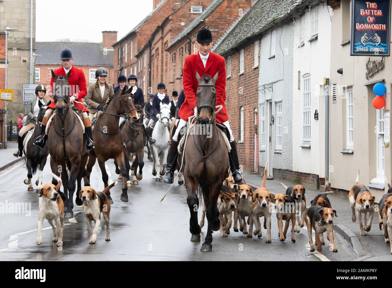 The Boxing day meet of Atherstone Hunt taking place in the Market ...
