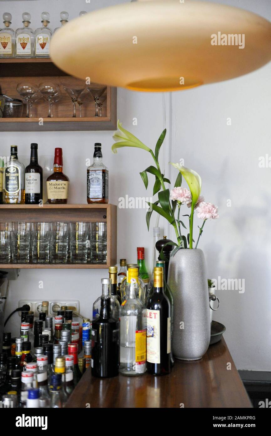 Freebird hi-res stock photography and images - Alamy