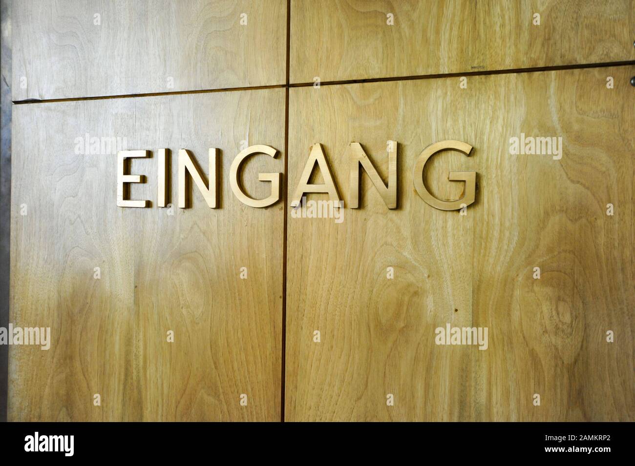 Writing "Eingang" (entrance) on a door in the old Pinakothek in Munich ...