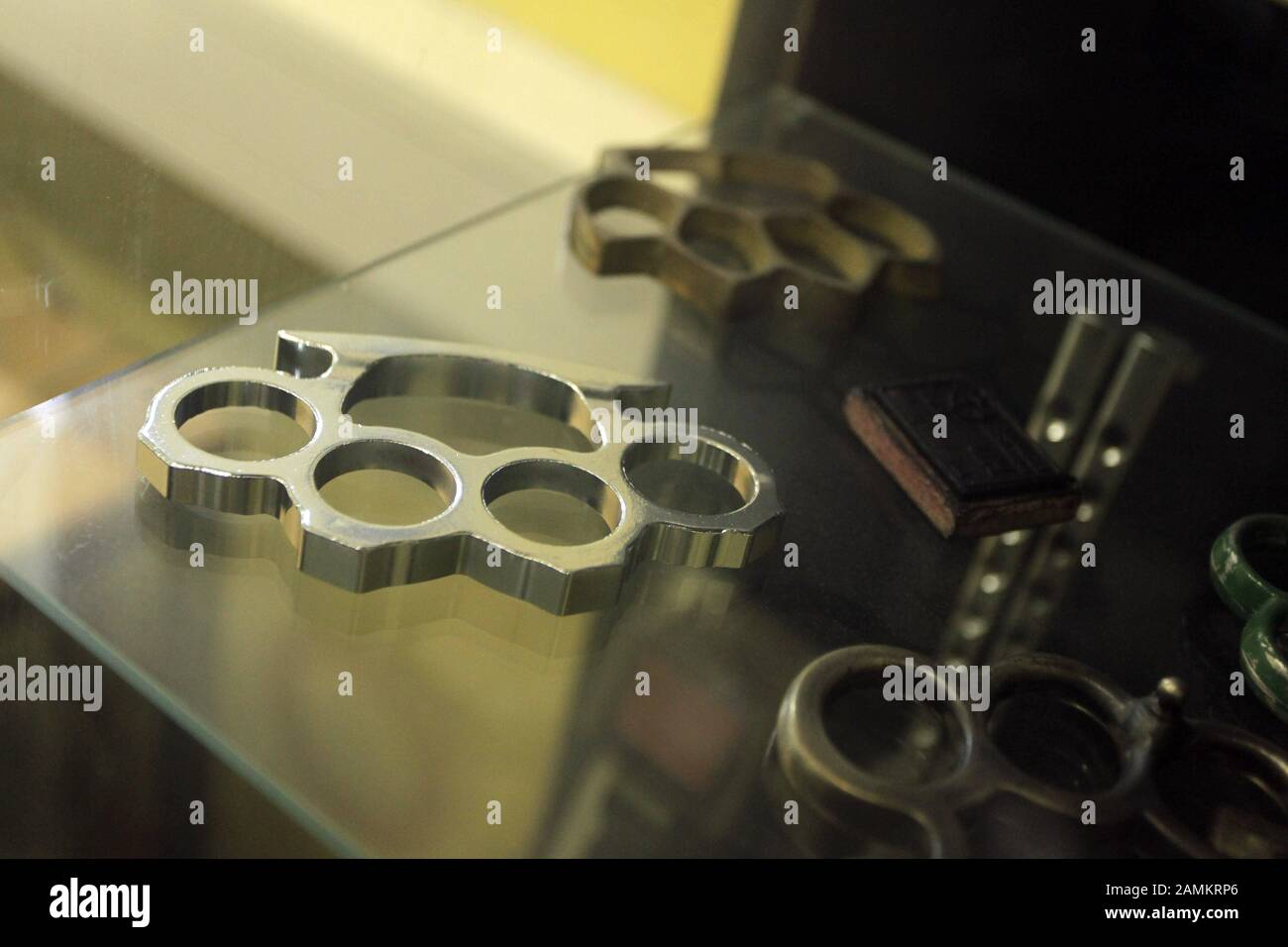 Police evidence room hi-res stock photography and images - Alamy