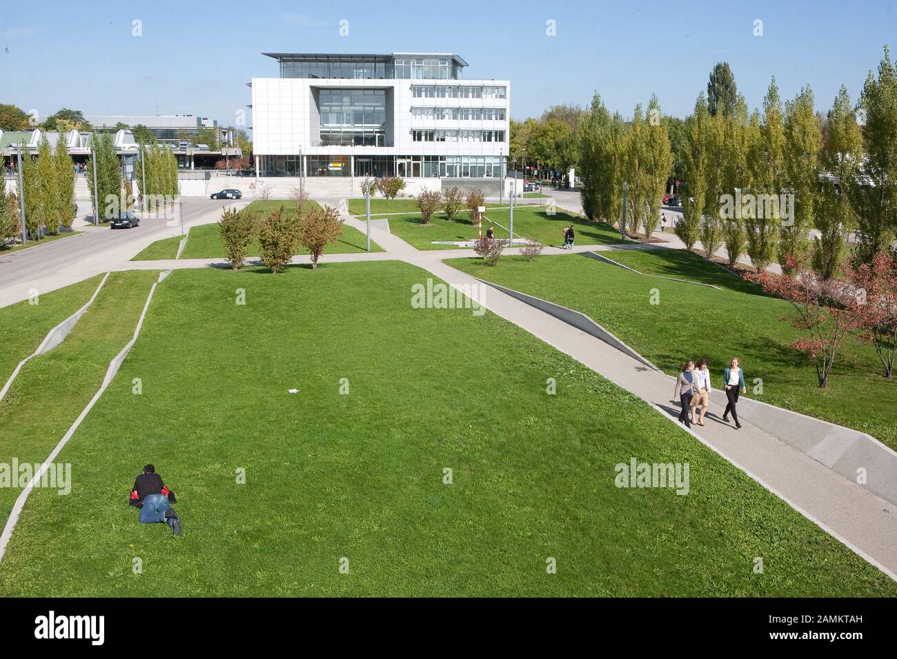 Accessible campus hi-res stock photography and images - Alamy