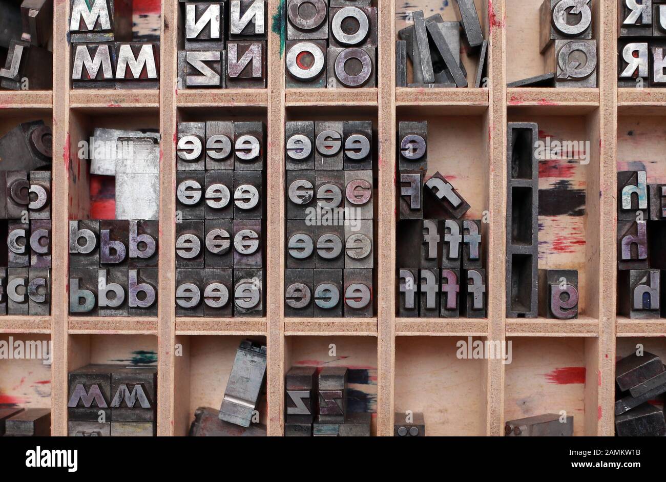 Letter of lead hi-res stock photography and images - Alamy