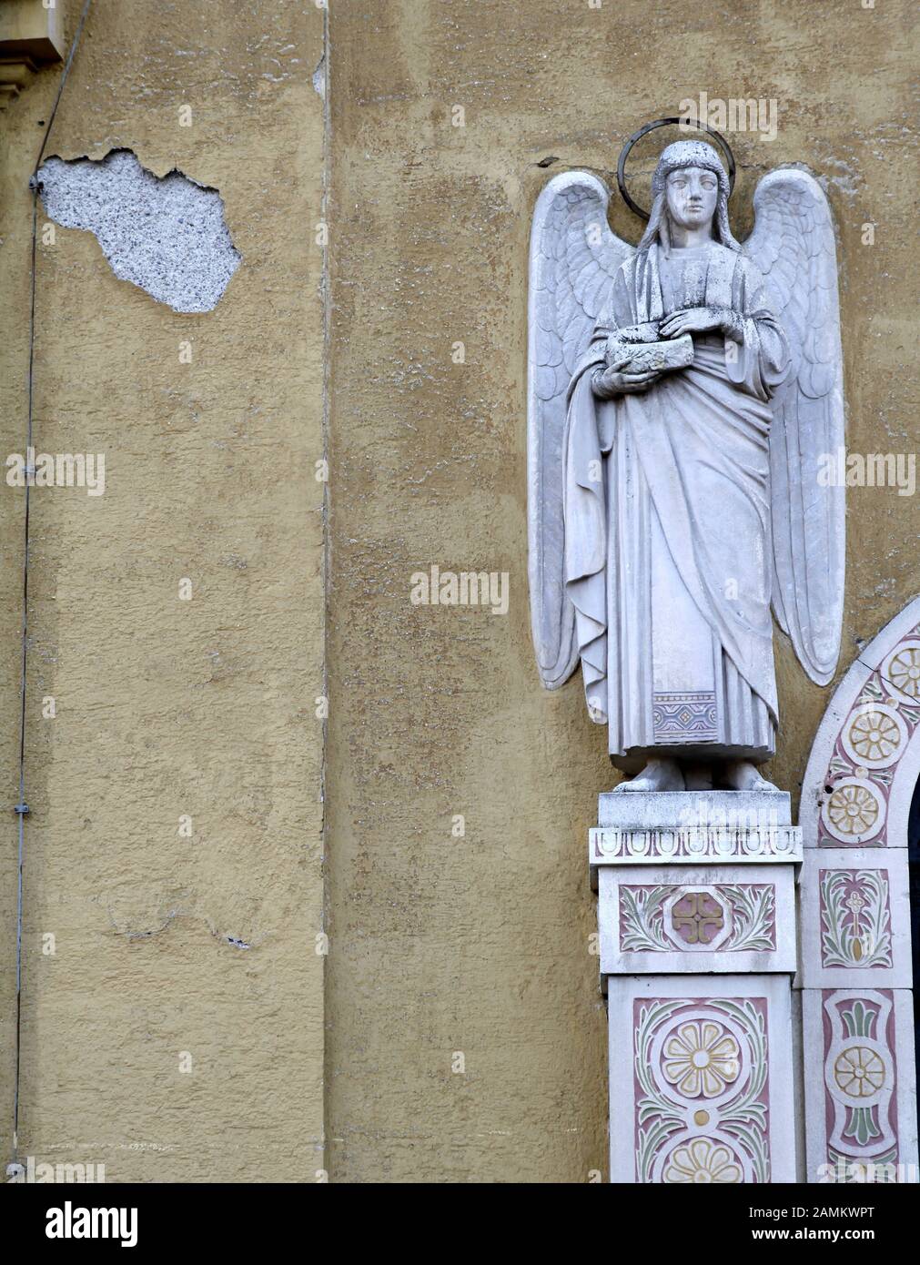Robert west plaster hi-res stock photography and images - Alamy