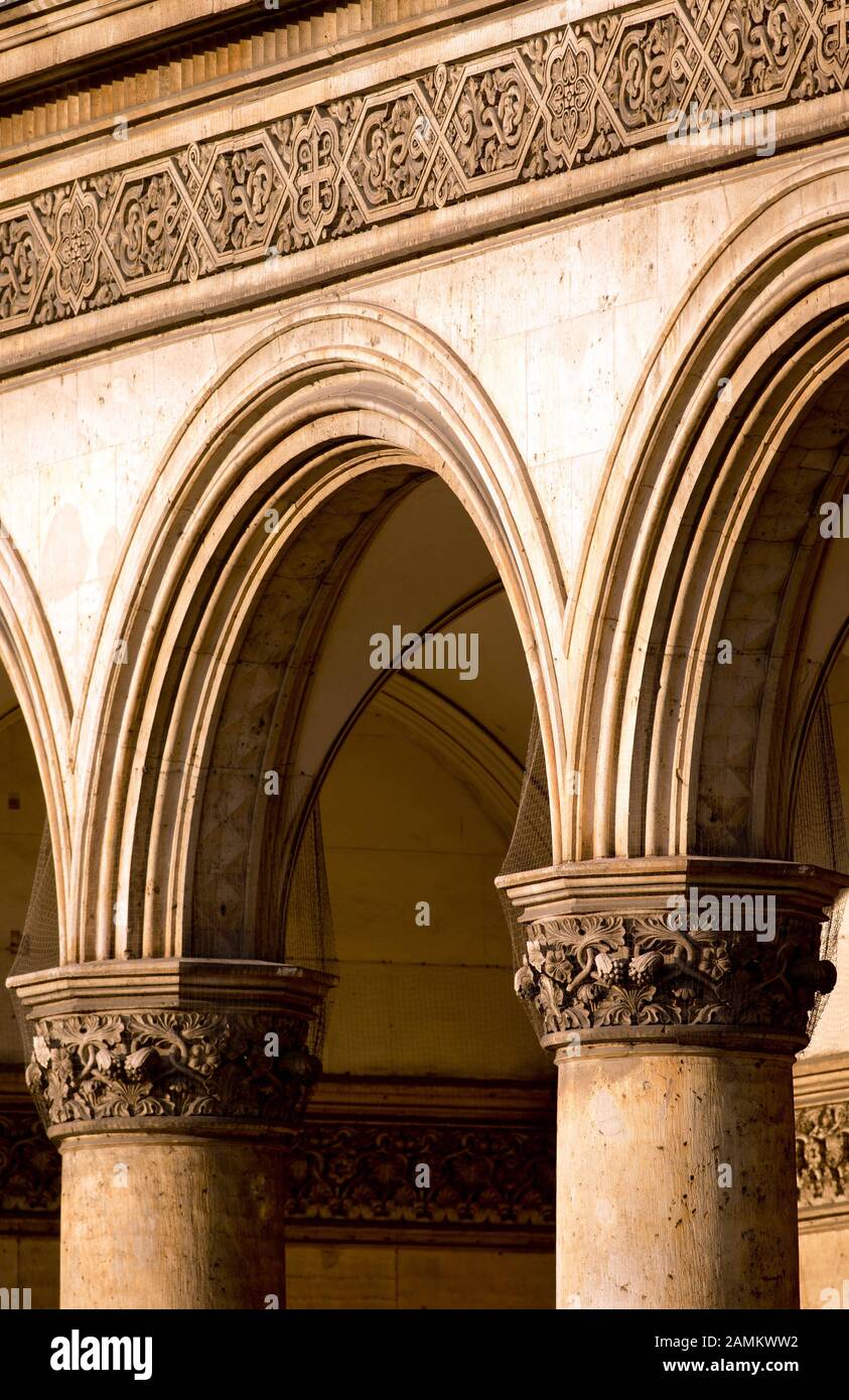 Round arches at the entrance of the Ludwigskirche. [automated ...