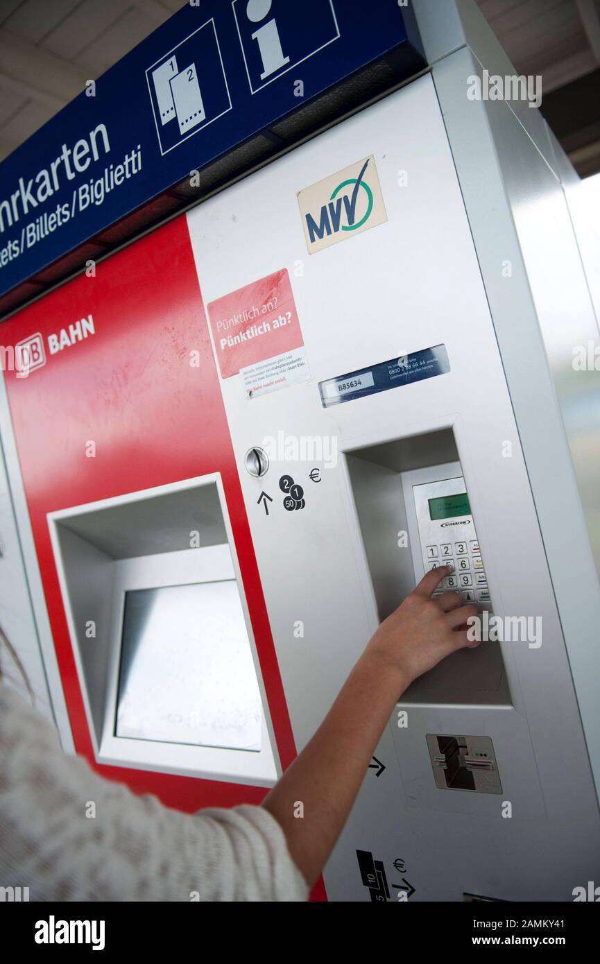 Joint ticket vending machine of MVV and Deutsche Bahn at Haar S-Bahn ...
