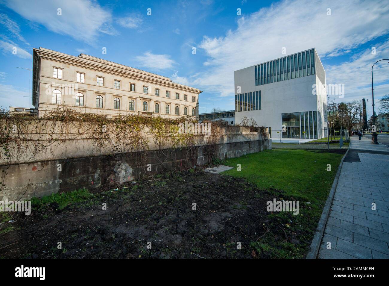 Nazi temple hi-res stock photography and images - Alamy