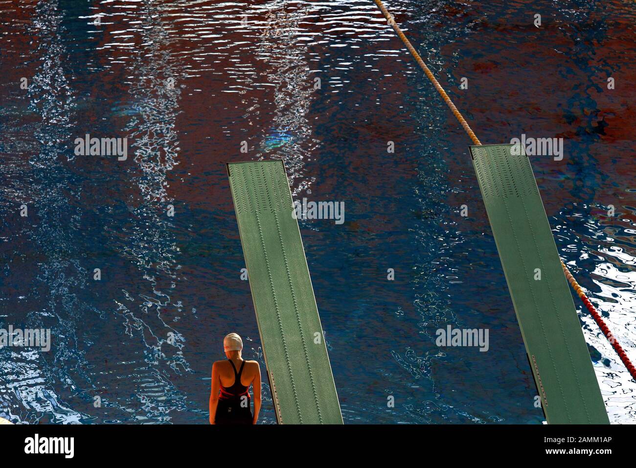 Diving board edge swimming pool hi-res stock photography and images - Alamy
