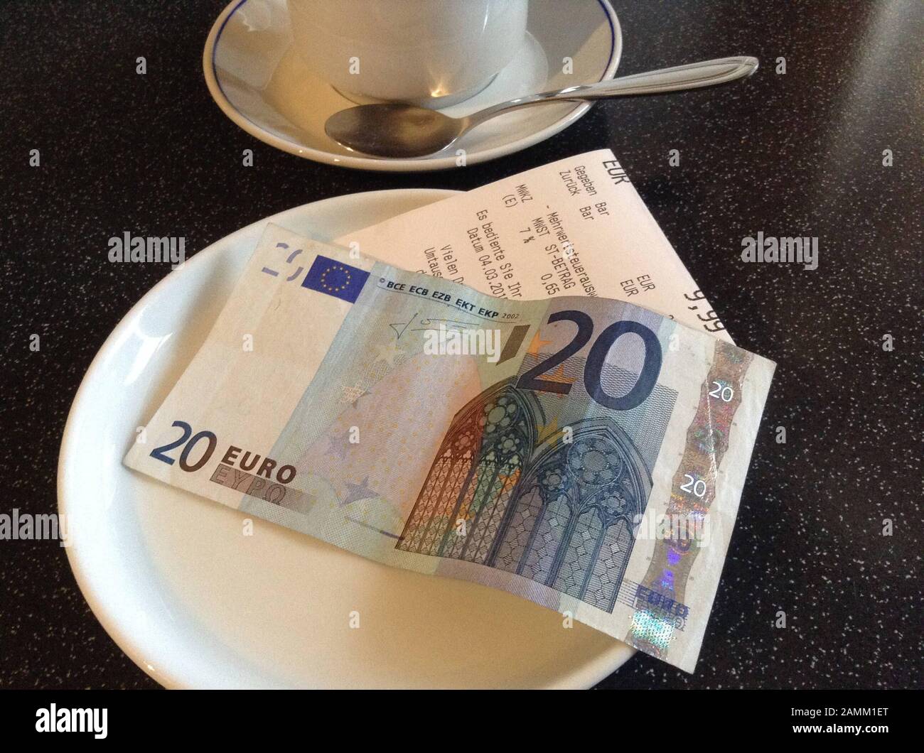 20 euro hi-res stock photography and images - Alamy