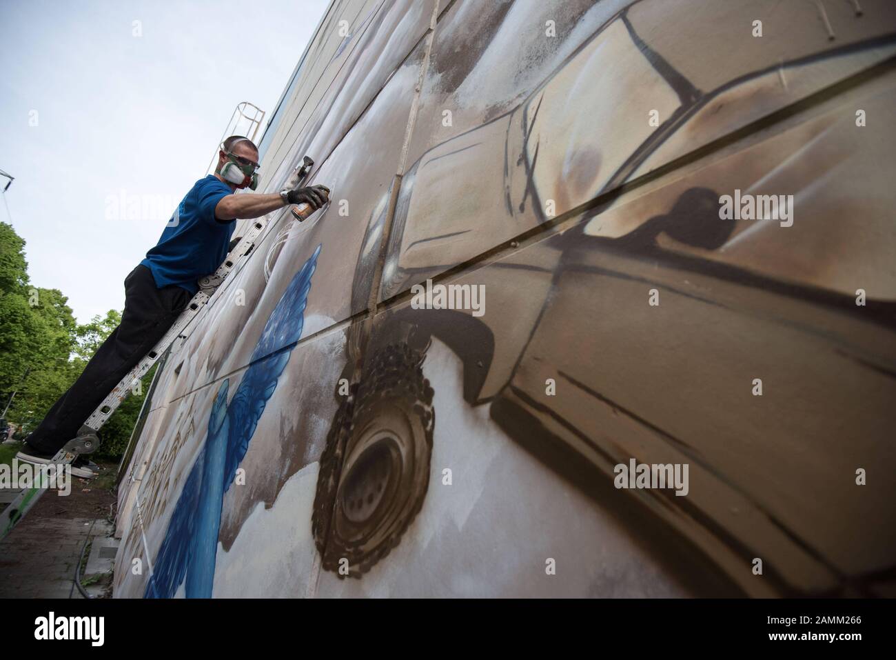 Graffiti artists hi-res stock photography and images - Alamy