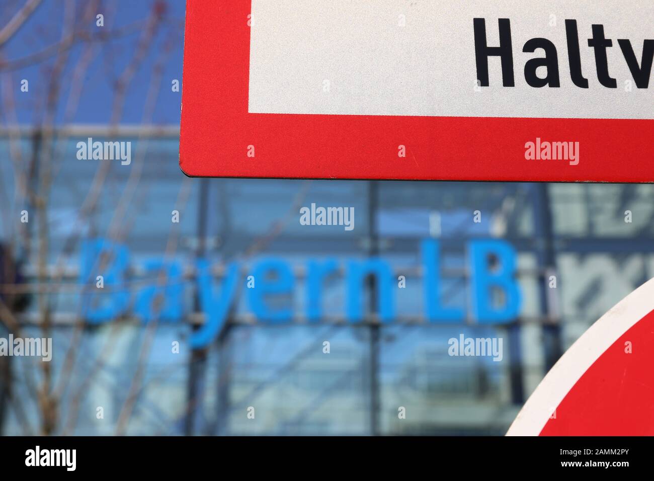 The lettering "Bayern LB" on the building of the Bayerische Landesbank ...