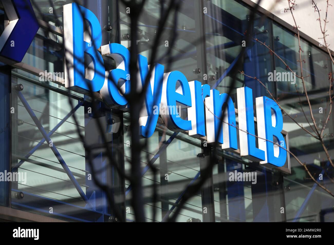 The lettering "Bayern LB" on the building of the Bayerische Landesbank ...