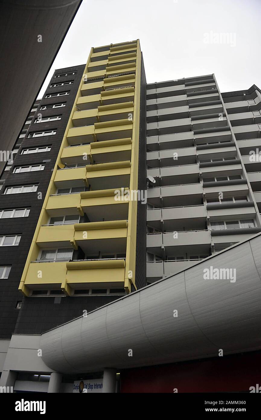 Neuperlach zentrum munich hi-res stock photography and images - Alamy