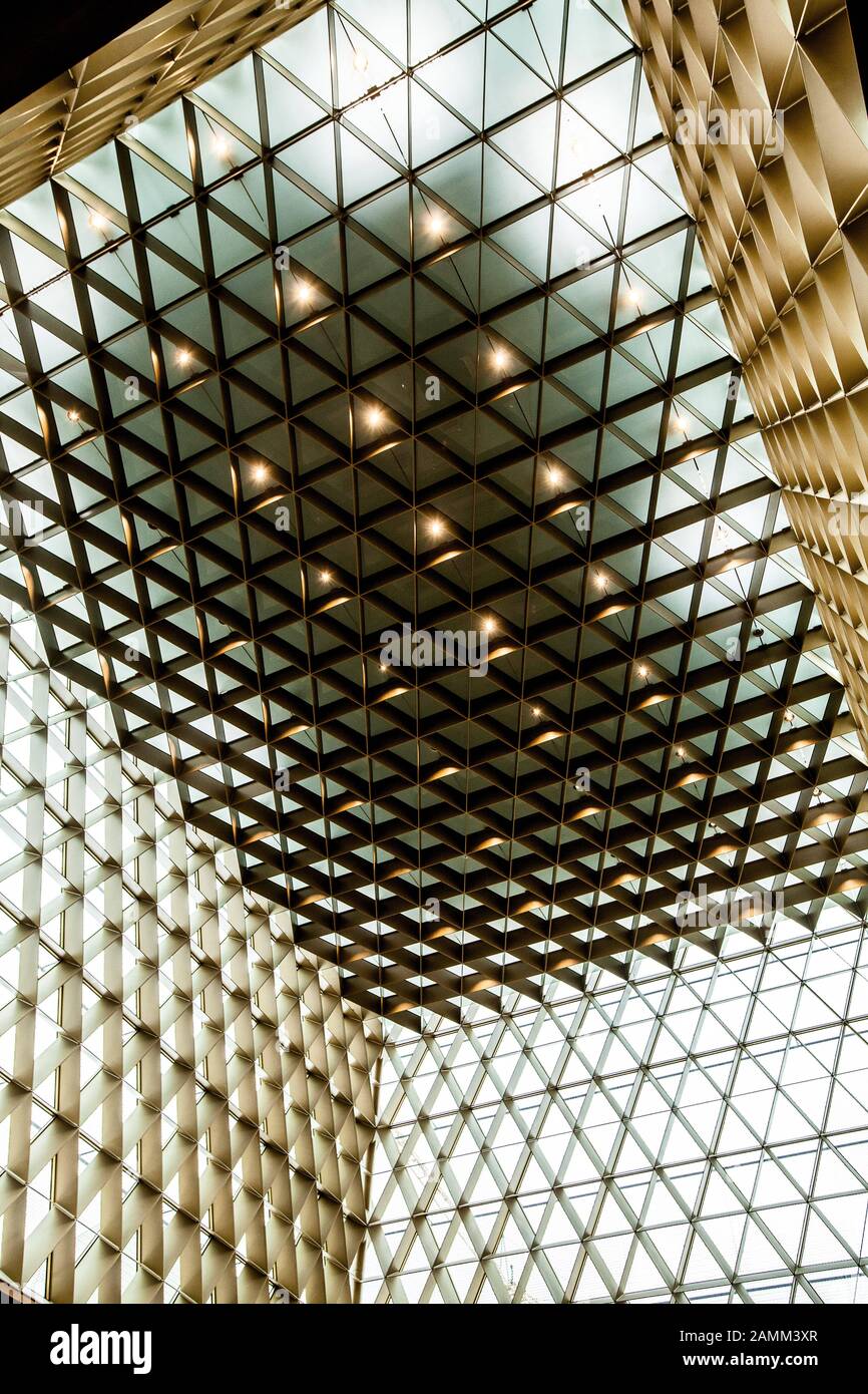 Glass roof construction in the Ohel-Jakob-Synagogue at the Munich St ...