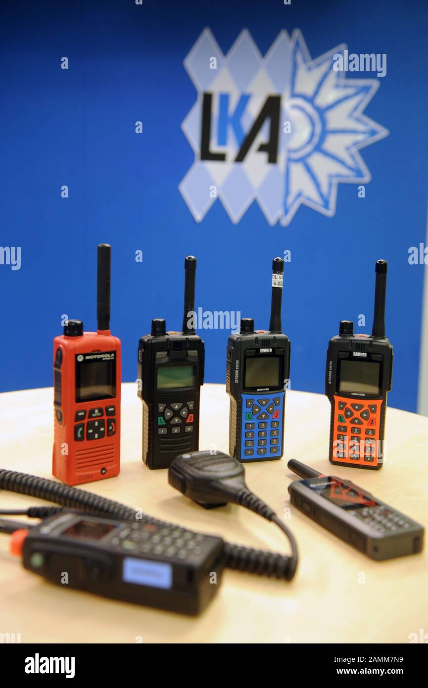 Digital radio control centre hi-res stock photography and images - Alamy