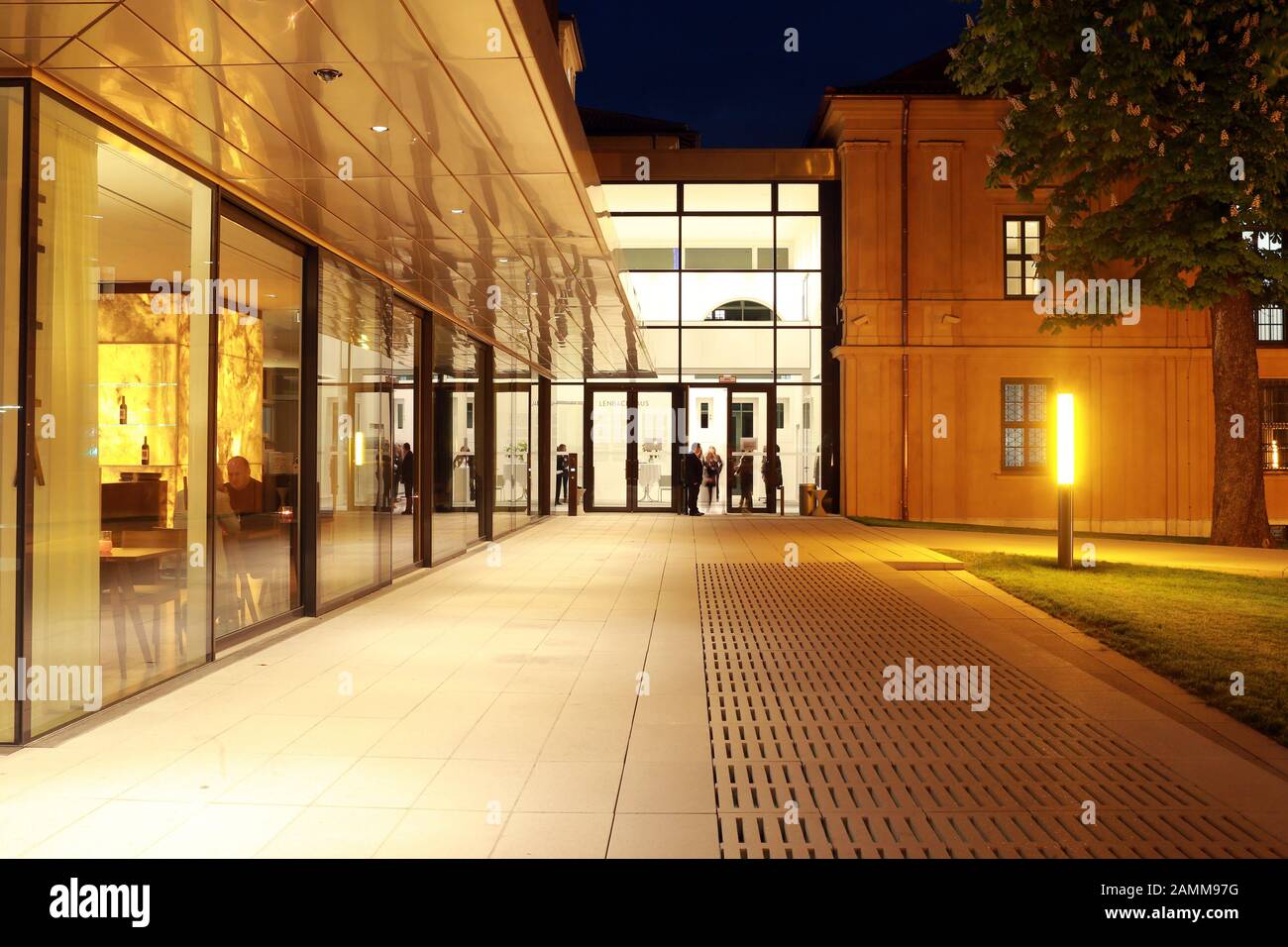 Municipal gallery at the lenbachhaus hi-res stock photography and ...