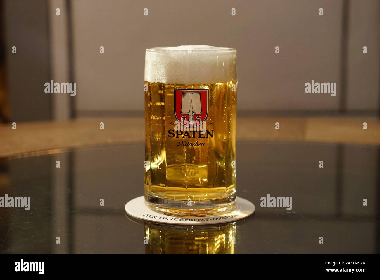 Spade brew hi-res stock photography and images - Alamy
