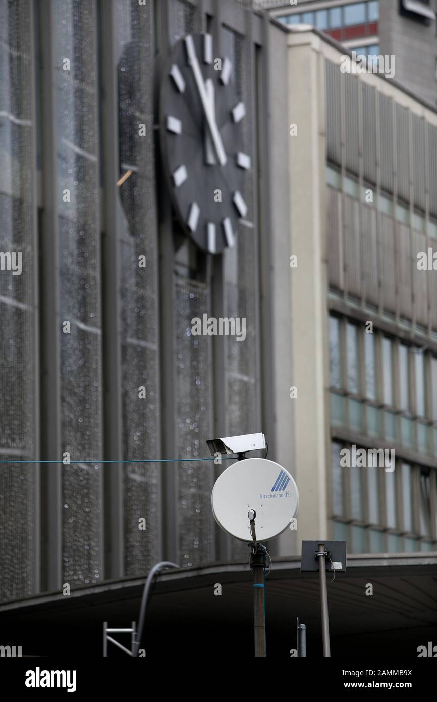 Satellite police station hi-res stock photography and images - Alamy