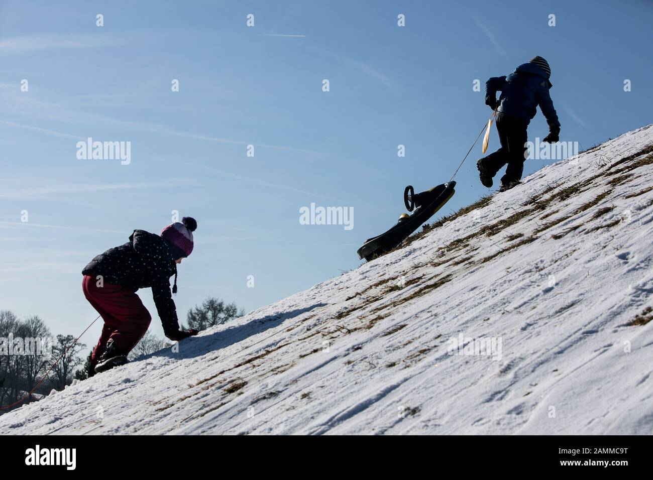Bob sledding olympic hi-res stock photography and images - Alamy