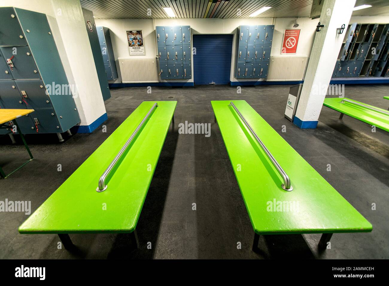Changing Area High Resolution Stock Photography and Images - Alamy