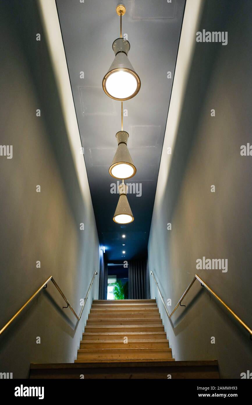 The "Rocca Riviera" at Wittelsbacherplatz in Munich merges Italian and ...