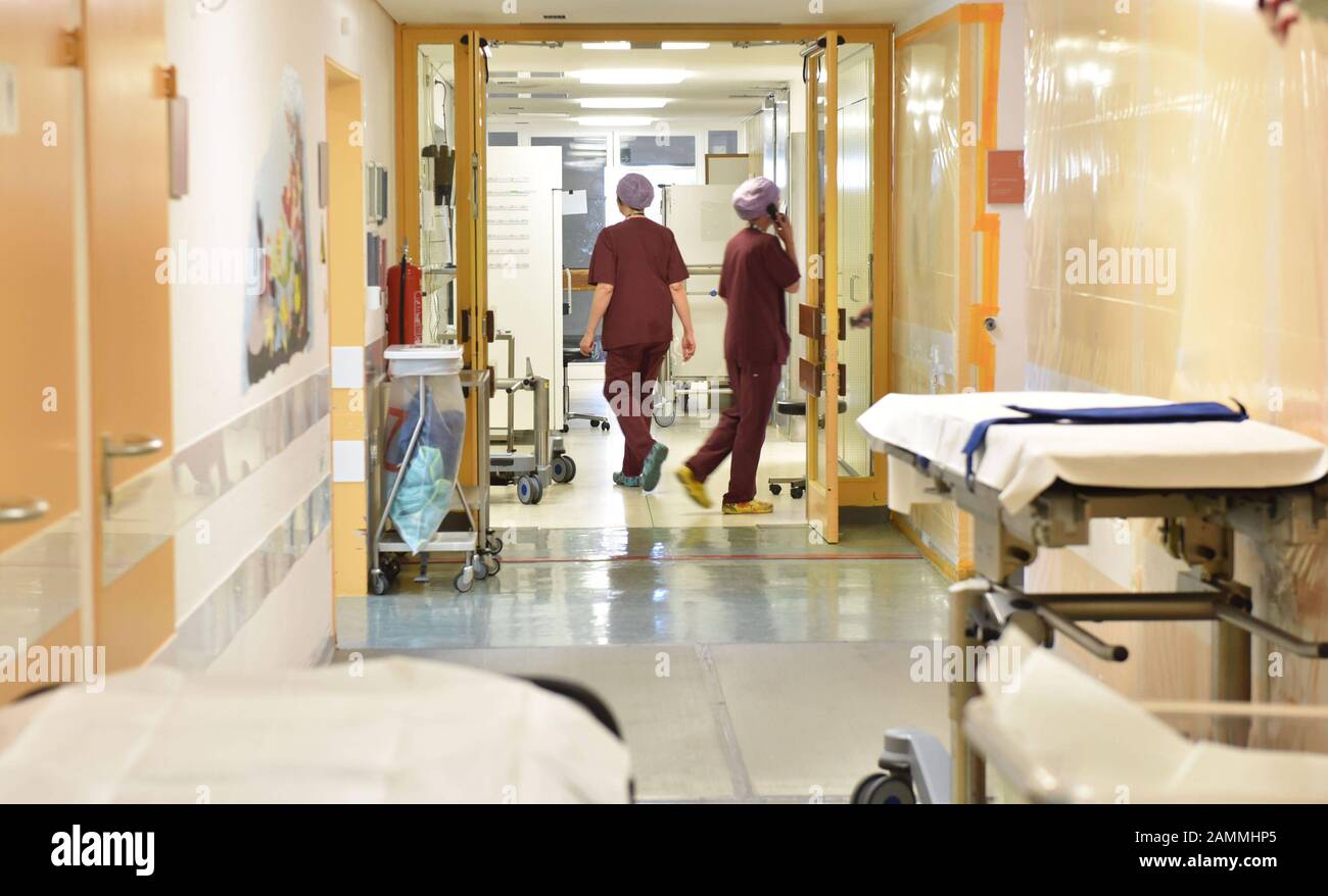 Two nurses on a corridor in pediatric surgery at Dr. von Hauner's ...