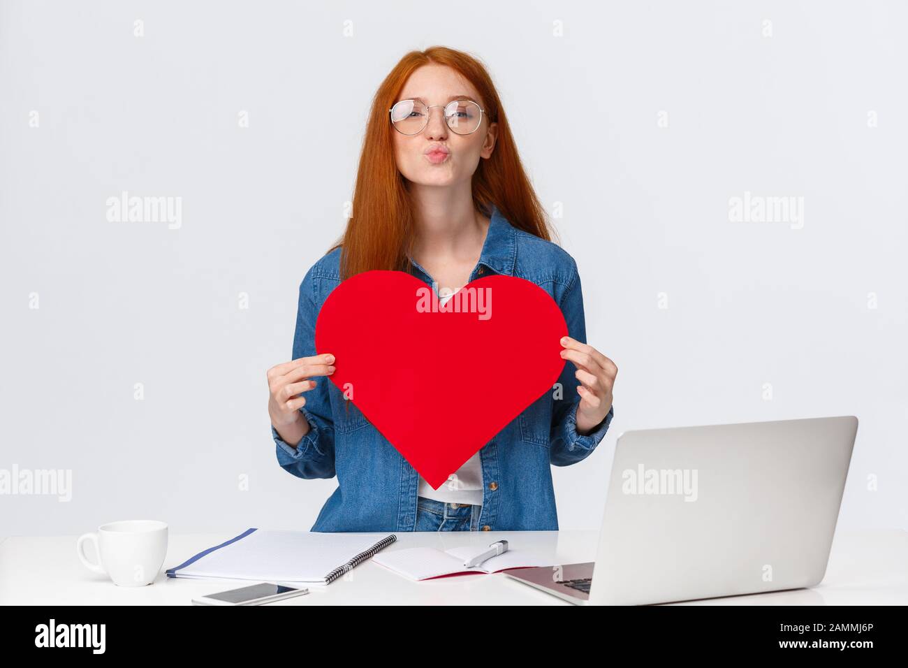 Mwah teen hi-res stock photography and images - Alamy
