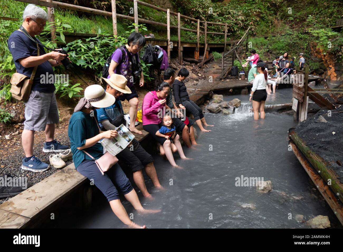 Foot onsen hi-res stock photography and images - Alamy