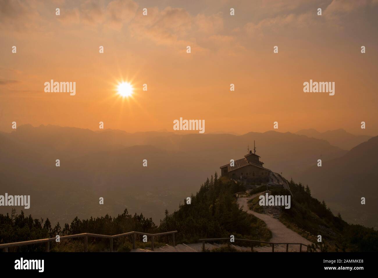Sunset over the Kehlsteinhaus on the Kehlstein, Berchtesgaden, Hitler ...
