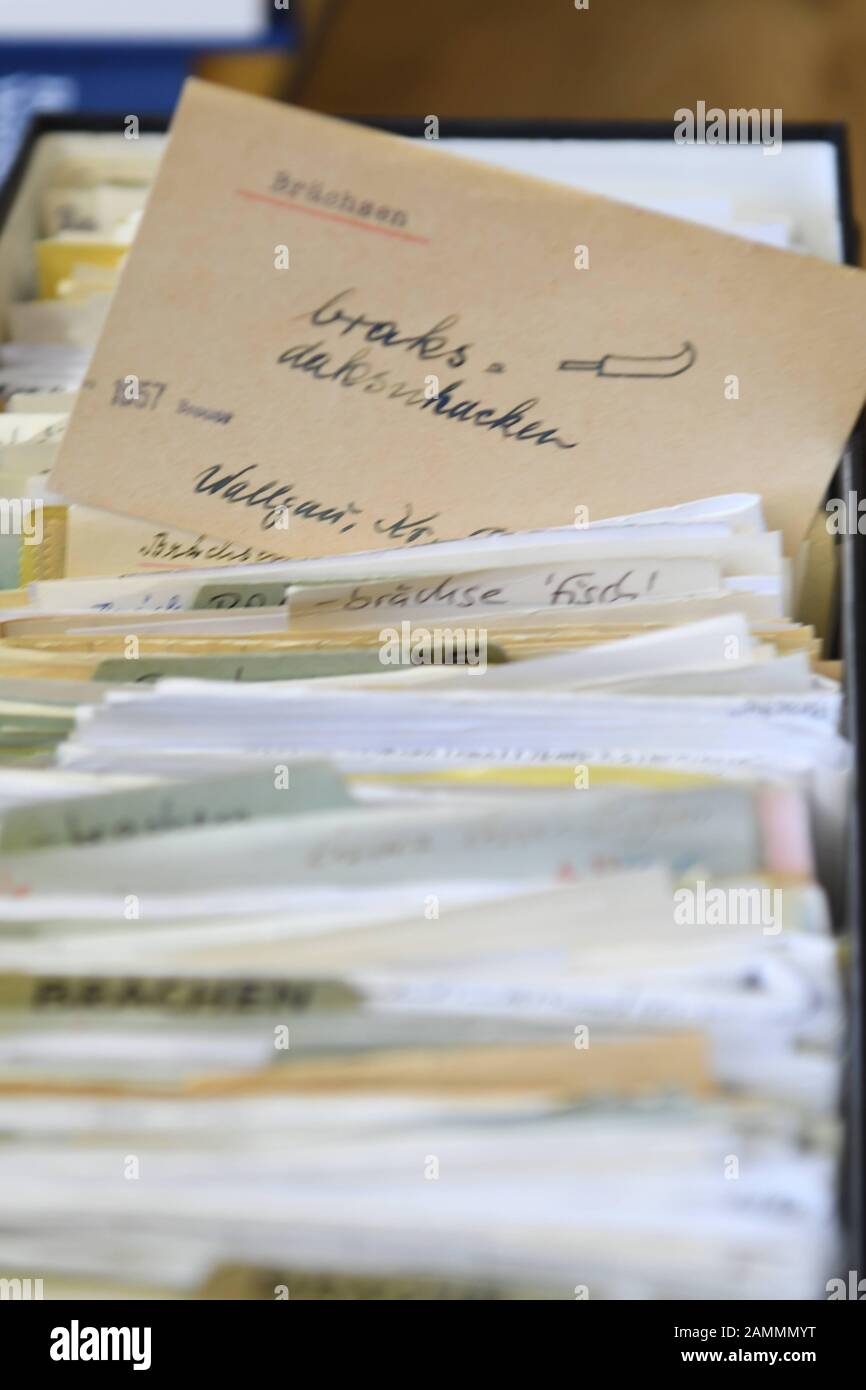 1 handwritten index hi-res stock photography and images - Alamy