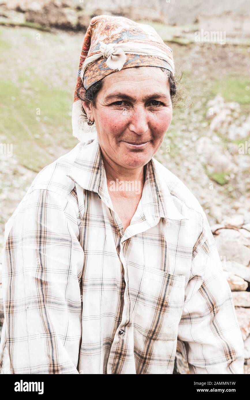 UZBEKISTAN, 2019: portrait of Uzbek people Stock Photo - Alamy