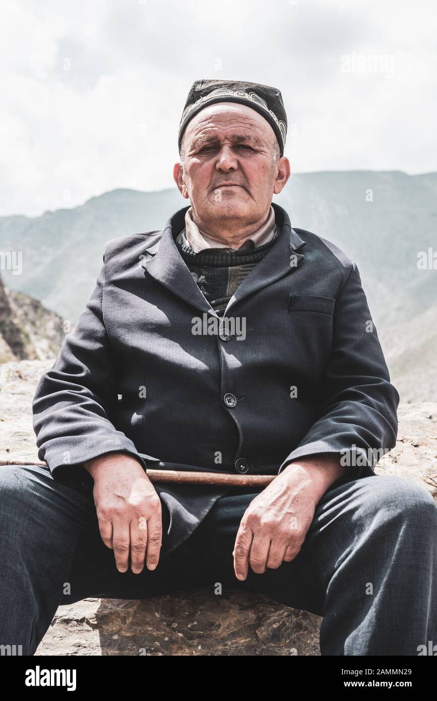 UZBEKISTAN, 2019: portrait of Uzbek people Stock Photo - Alamy