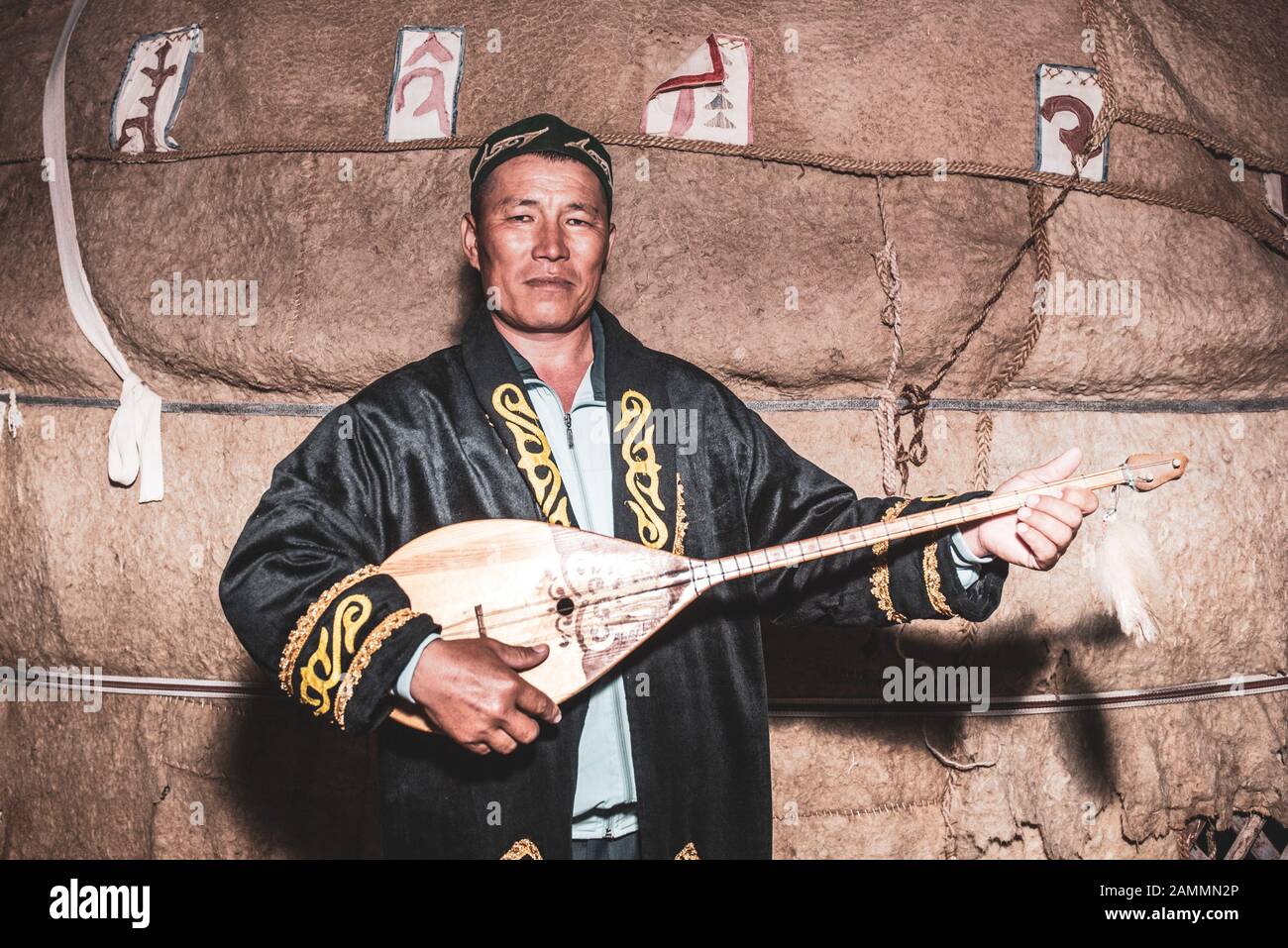 UZBEKISTAN, 2019: portrait of Uzbek people Stock Photo - Alamy