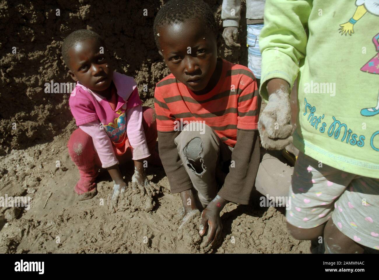 African tribal kids play hi-res stock photography and images - Alamy