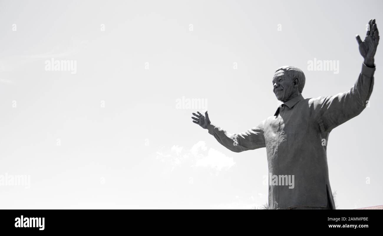 Nelson Mandela Statue at the Union Buildings in Pretoria, South Africa ...