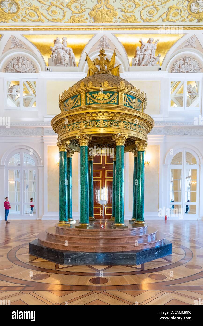 Malachite room winter palace hi-res stock photography and images - Alamy