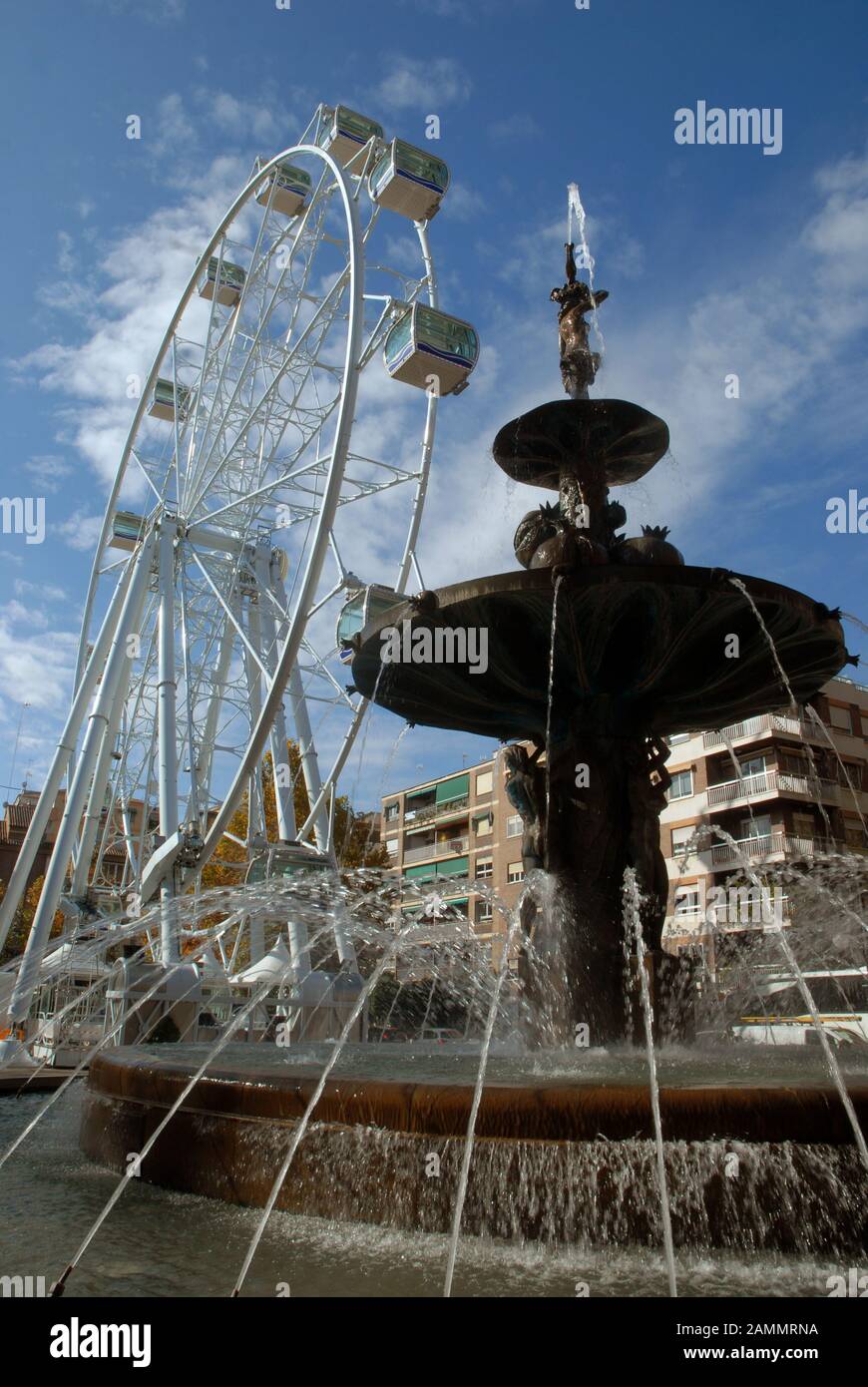 Plaza de la puerta real hi-res stock photography and images - Alamy