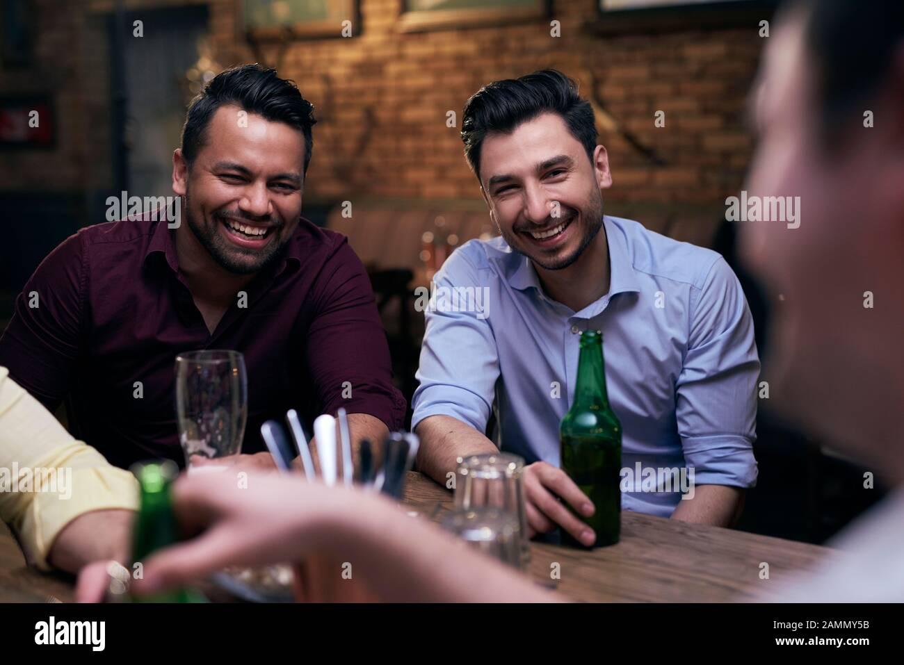 Two men in pub hi-res stock photography and images - Alamy