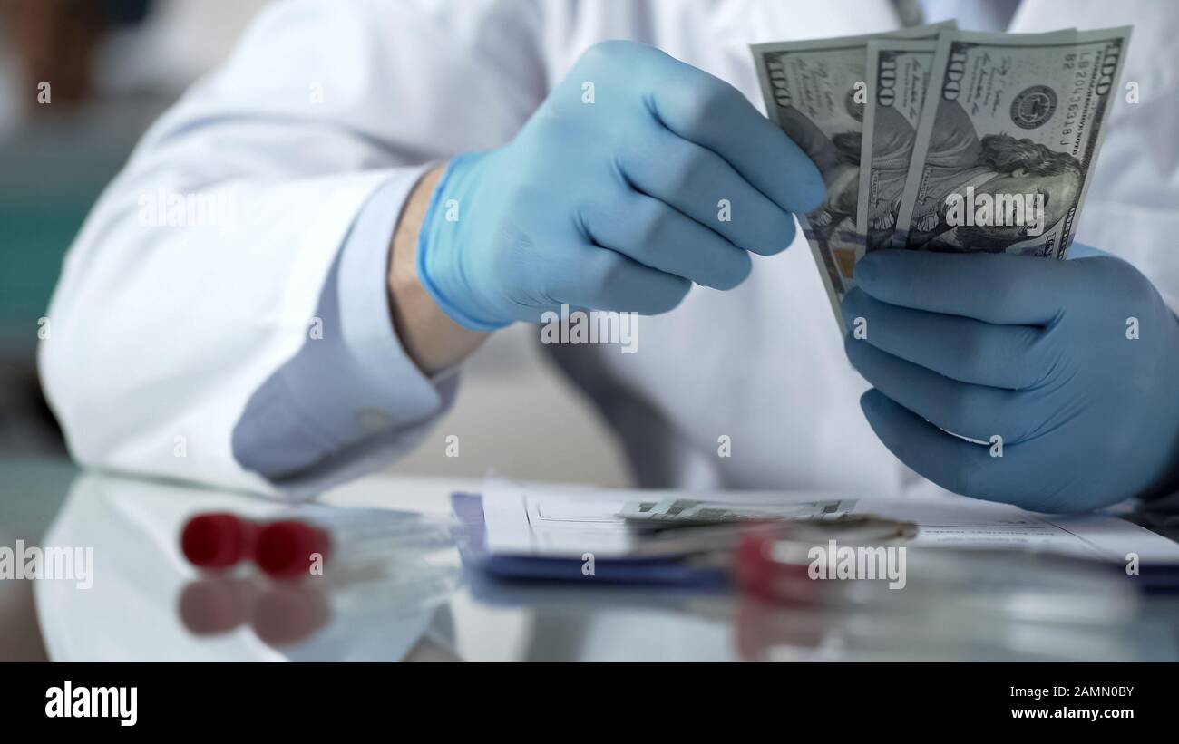Laboratory expenses hi-res stock photography and images - Alamy